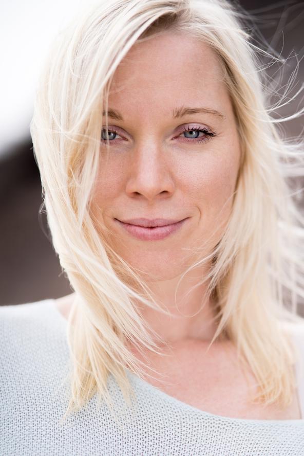 Laura Grubb | Hormonyoga, cyklus og tantra - Laura Grubb