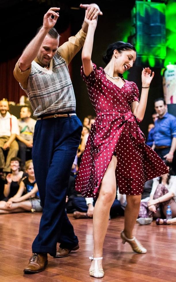 Learn to Swing Dance Online with Dax and Sarah