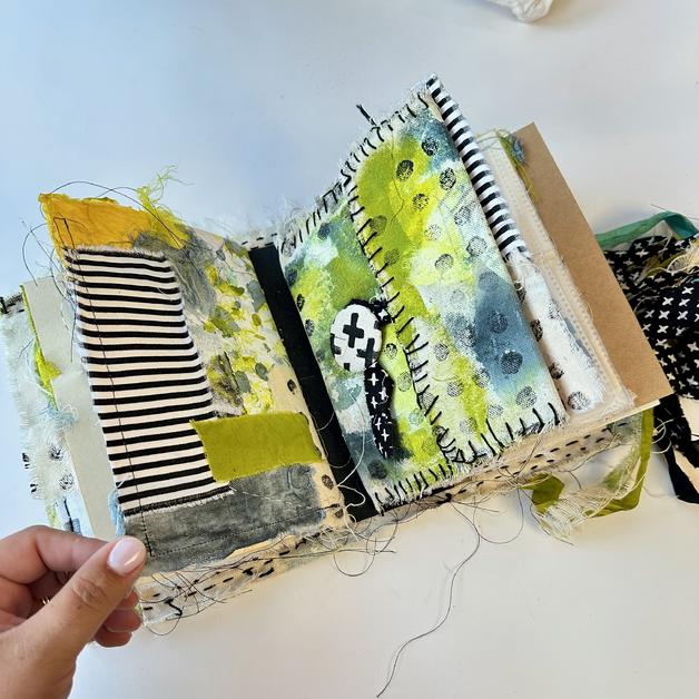 Travel Art Carryall with Andrea + BB