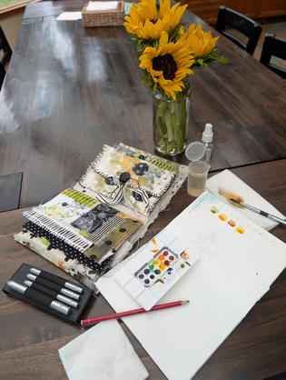 Travel Art Carryall with Andrea + BB